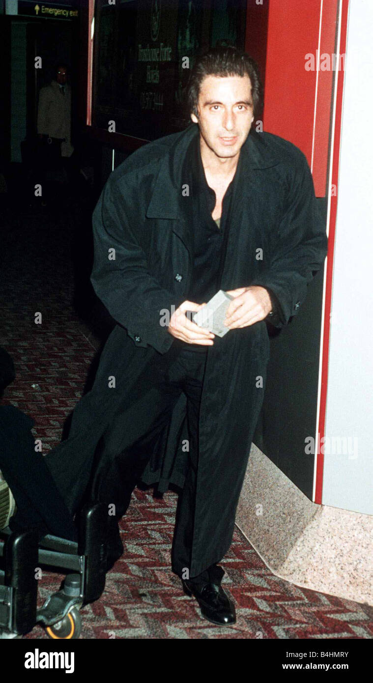 Actor Al Pacino at Heathrow Airport November 1989 Stock Photo - Alamy