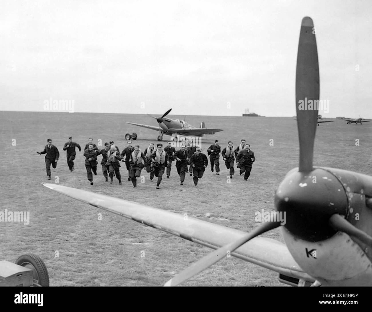 Raf battle of britain scramble Black and White Stock Photos & Images ...