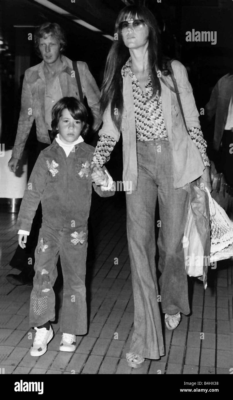 Jane Fonda American actress and daughter Vanessa 1976 Stock Photo - Alamy