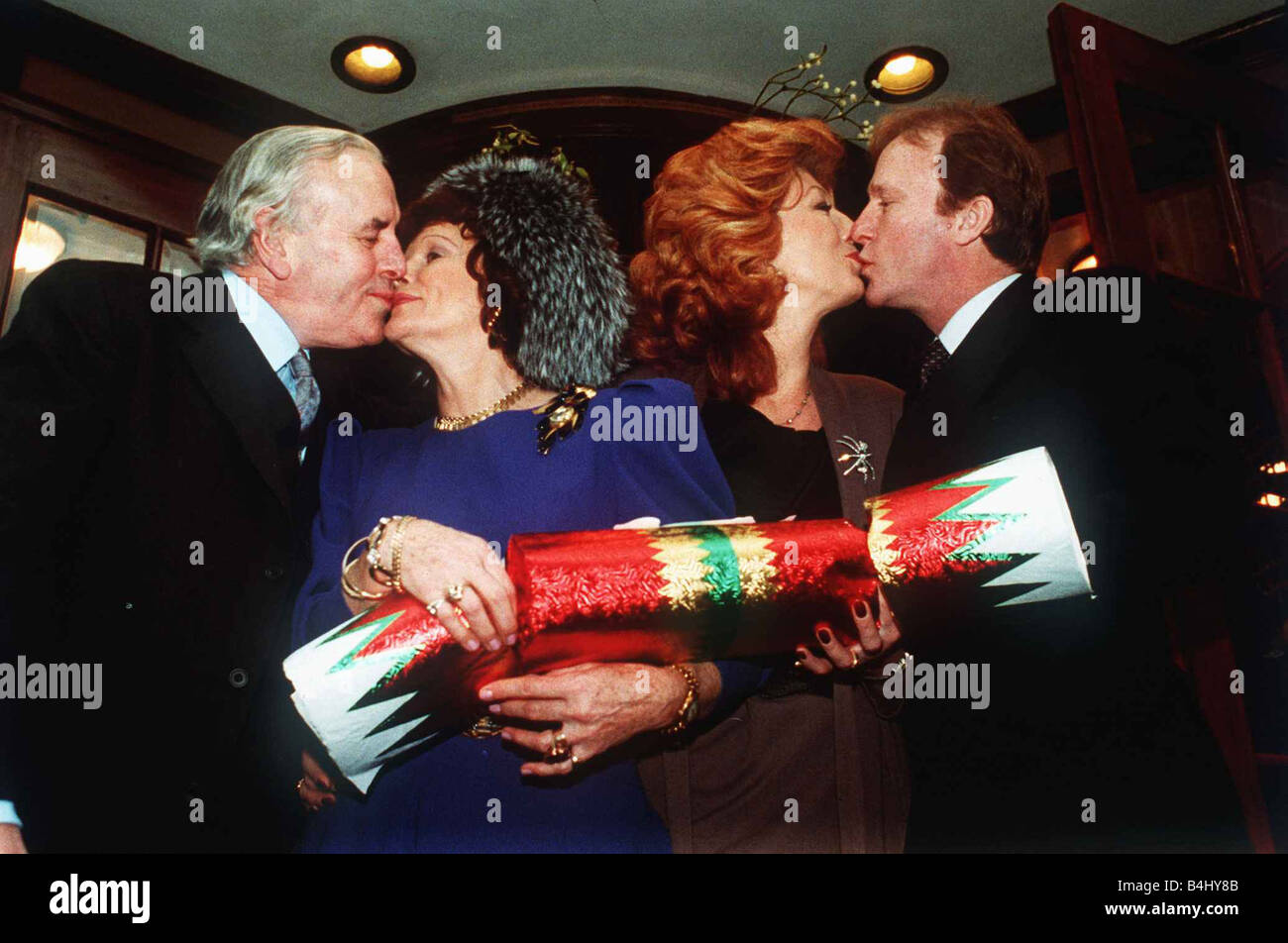 Dennis waterman rula hi-res stock photography and images - Alamy