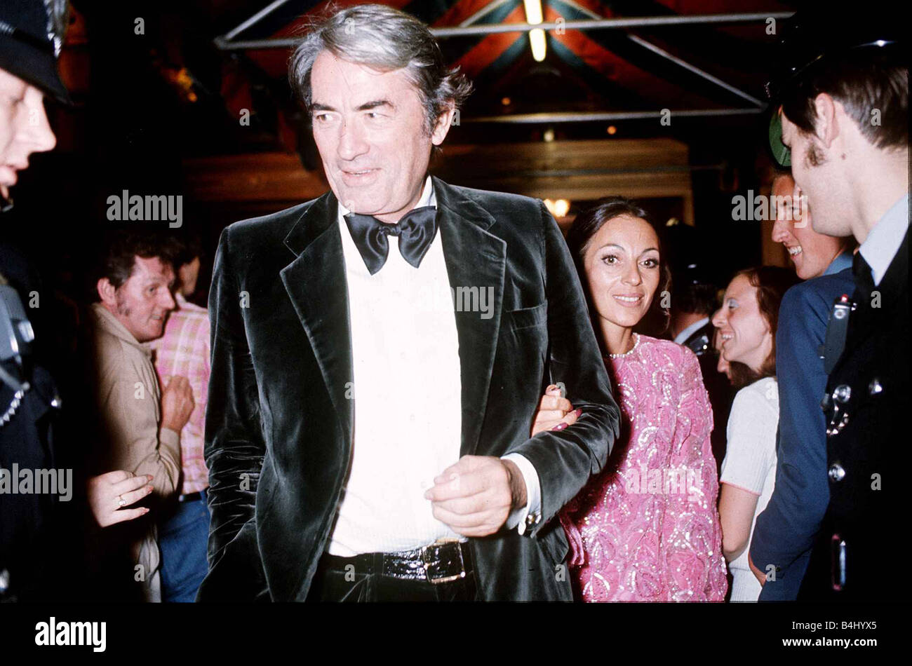 Gregory Peck actor attends film premiere in velvet suit July 1973 Dbase ...