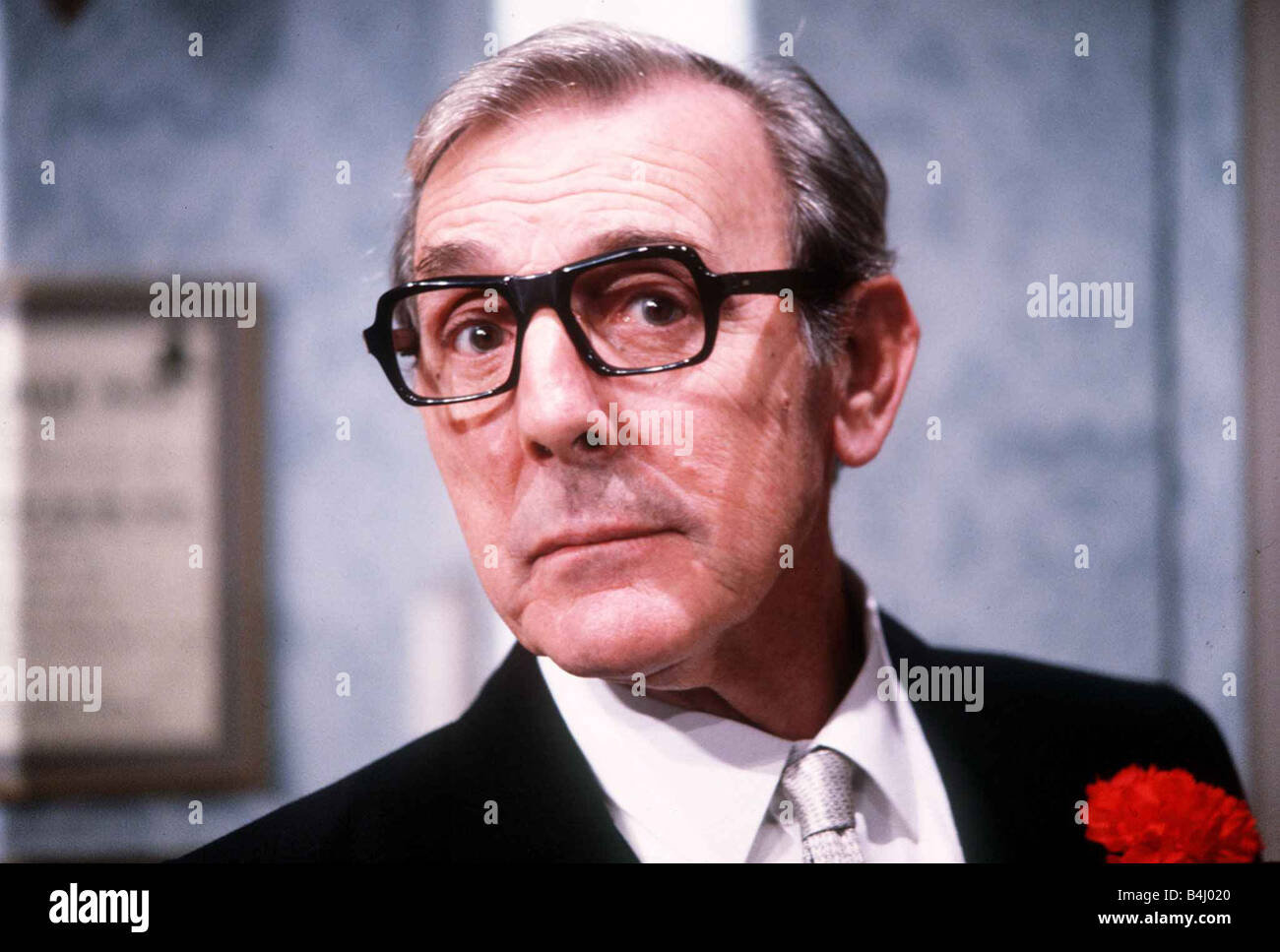 Eric Sykes actor March 1985 Dbase MSi Stock Photo - Alamy
