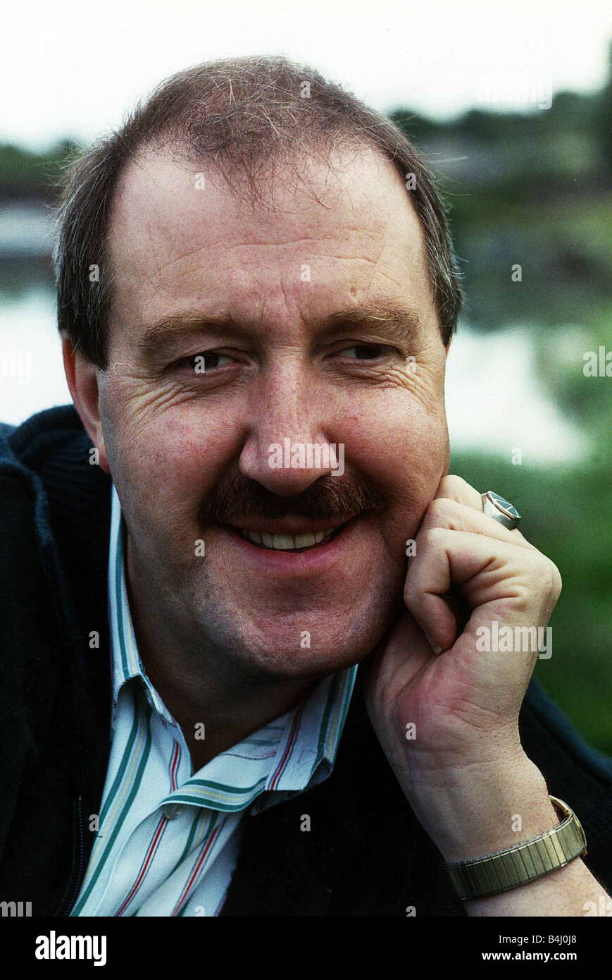 Gordon kaye hi-res stock photography and images - Alamy