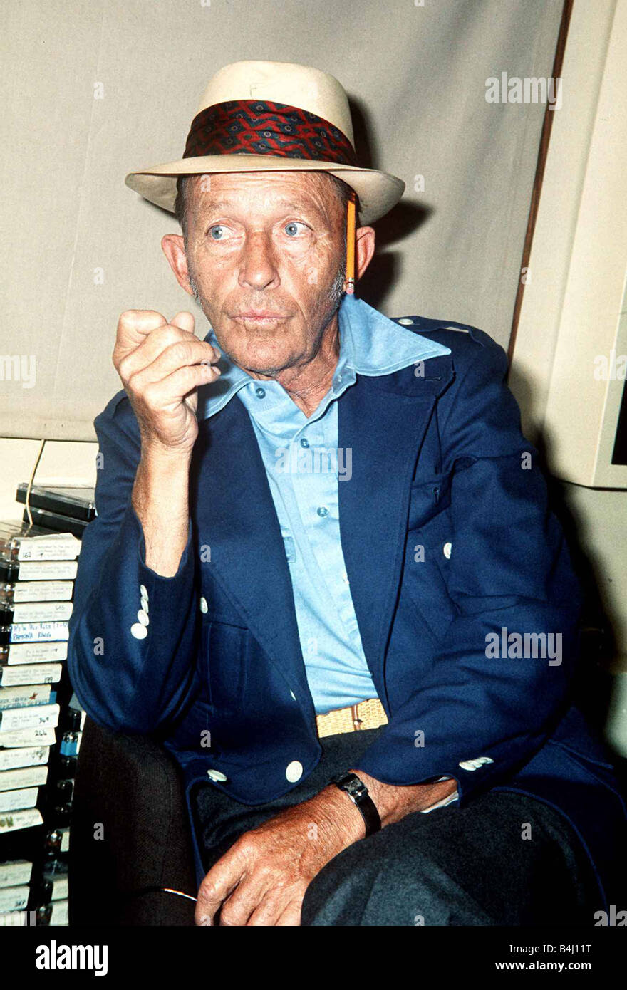 Singer and actor Bing Crosby July 1975 Stock Photo - Alamy