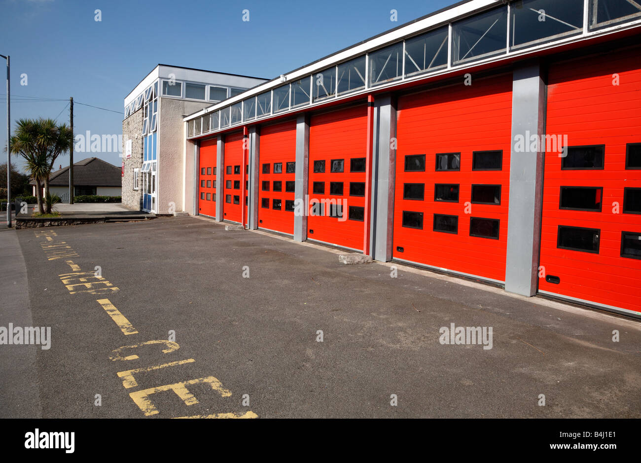 Firestation hi-res stock photography and images - Alamy