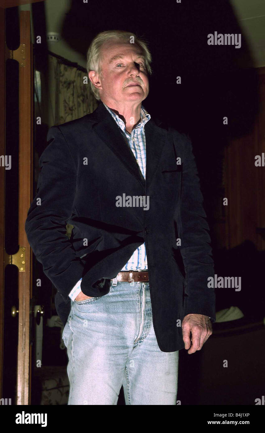 Sir Derek Jacobi actor august 2003 at the Covent Garden Hotel mirrorpix ...