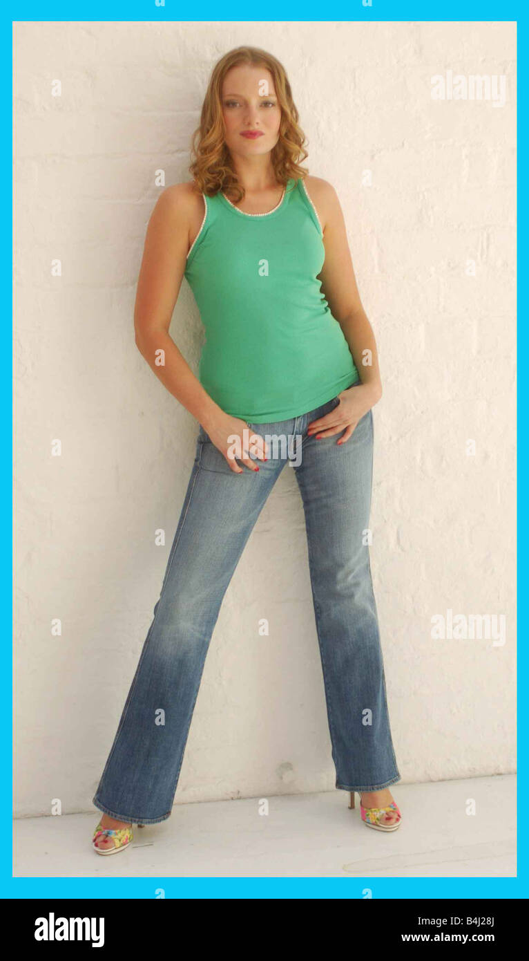 Kelly harrison actress hi-res stock photography and images - Alamy