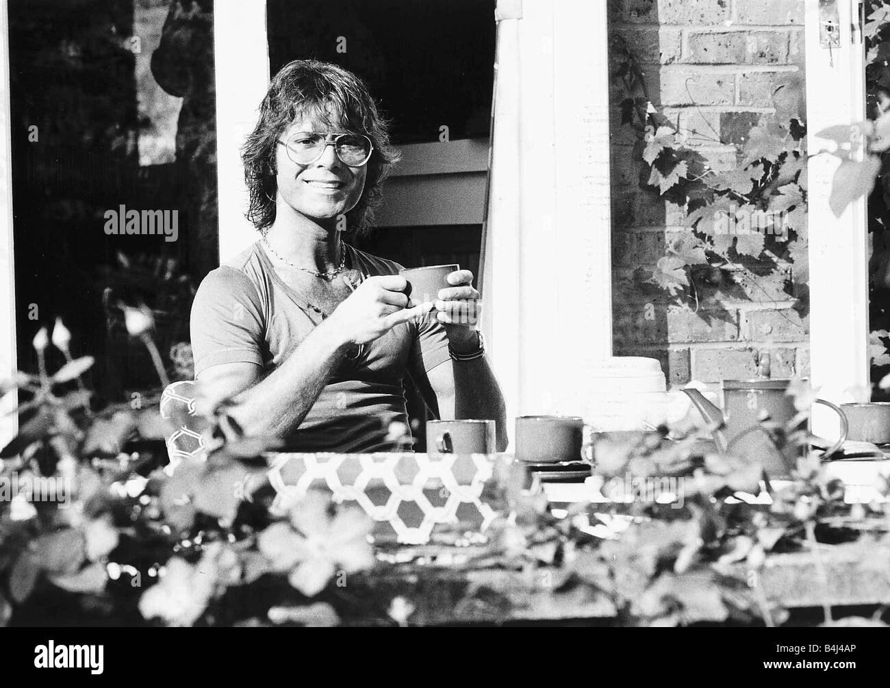 Cliff Richard at his home in Weybridge Surrey August 1978 DBASE MSI ...