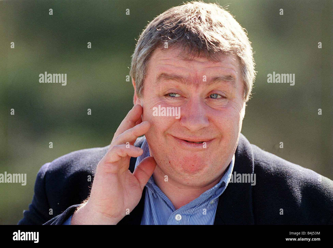 Gregor fisher hi-res stock photography and images - Alamy