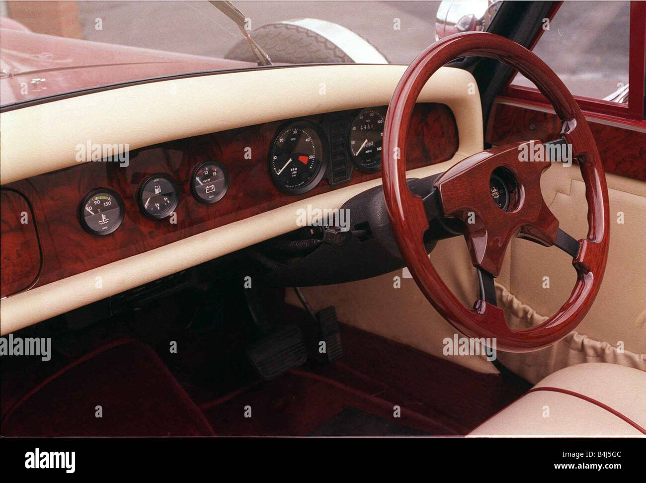 BEAUFORT CONVERTIBLE CAR February 1998 Owned by Calum Macneil Interior ...