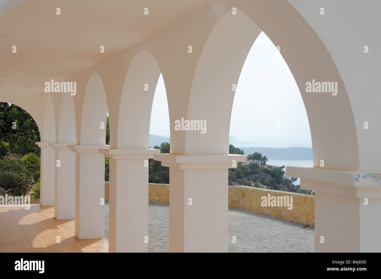 Archway arched hi-res stock photography and images - Alamy