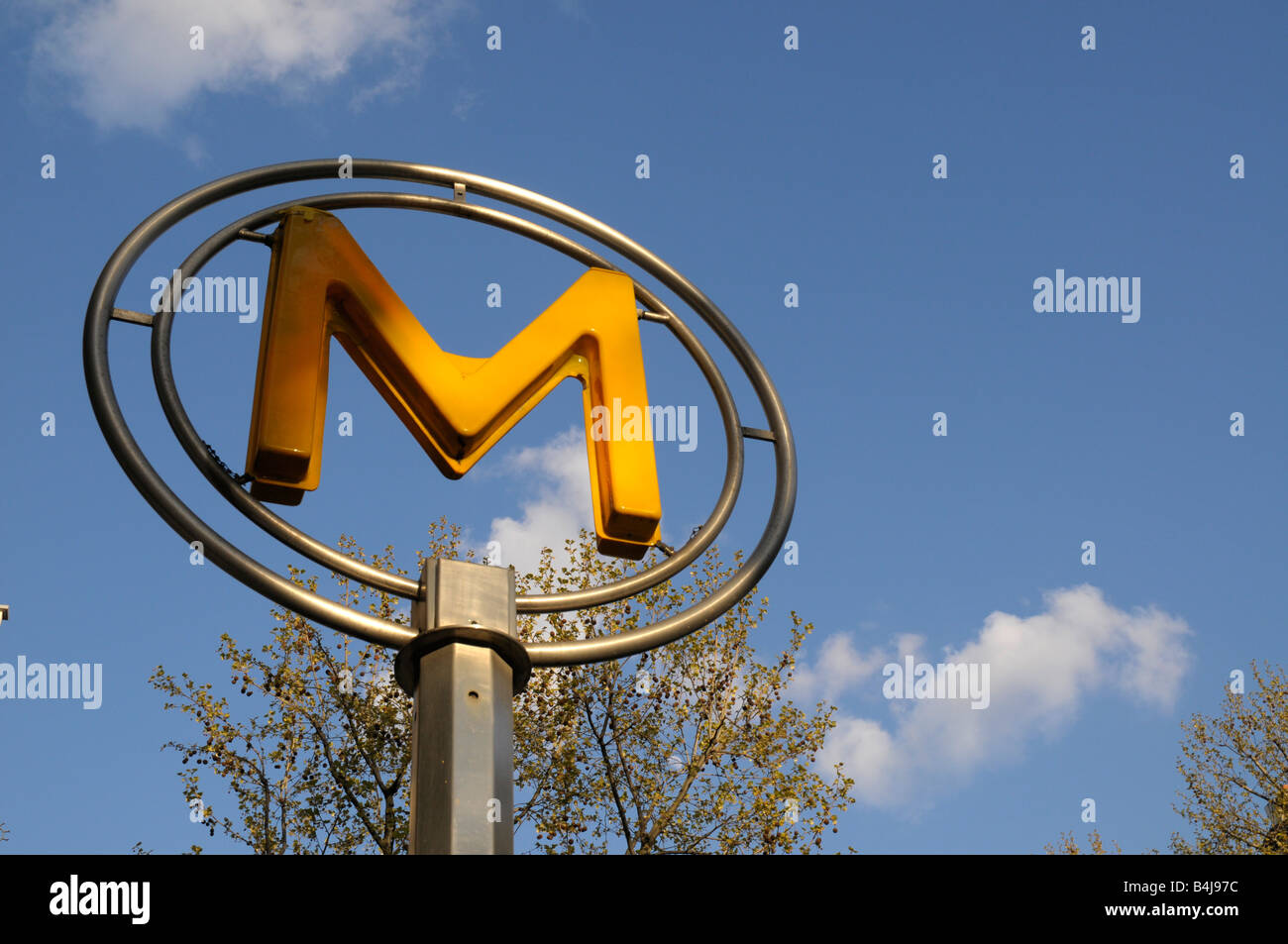 Modern metro system hi-res stock photography and images - Alamy