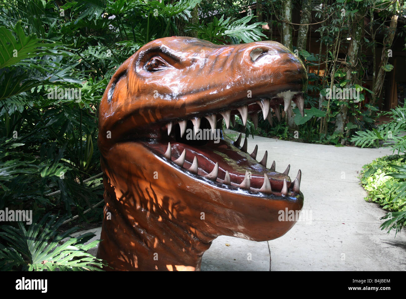 Dinosaur head hi-res stock photography and images - Alamy