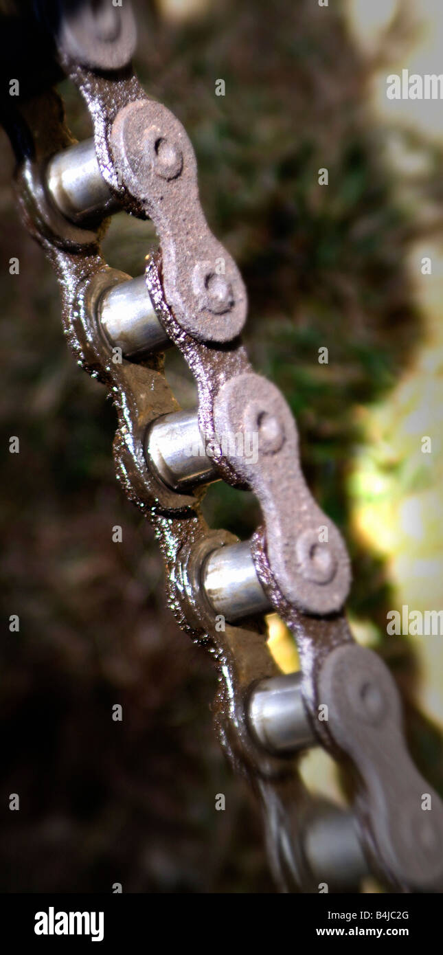 Roller chain link hi-res stock photography and images - Alamy
