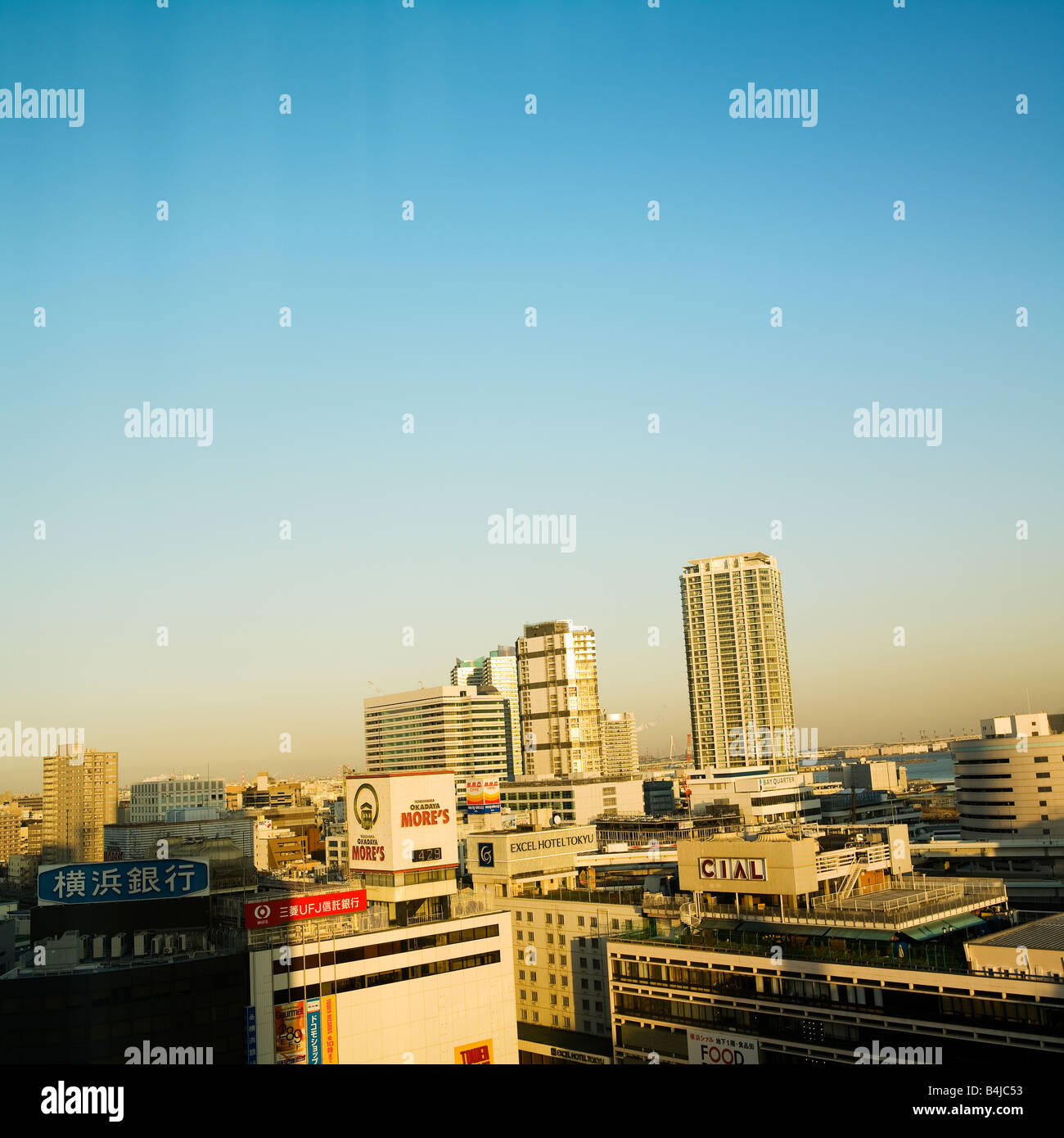 japan yokohama hotel window views Stock Photo - Alamy
