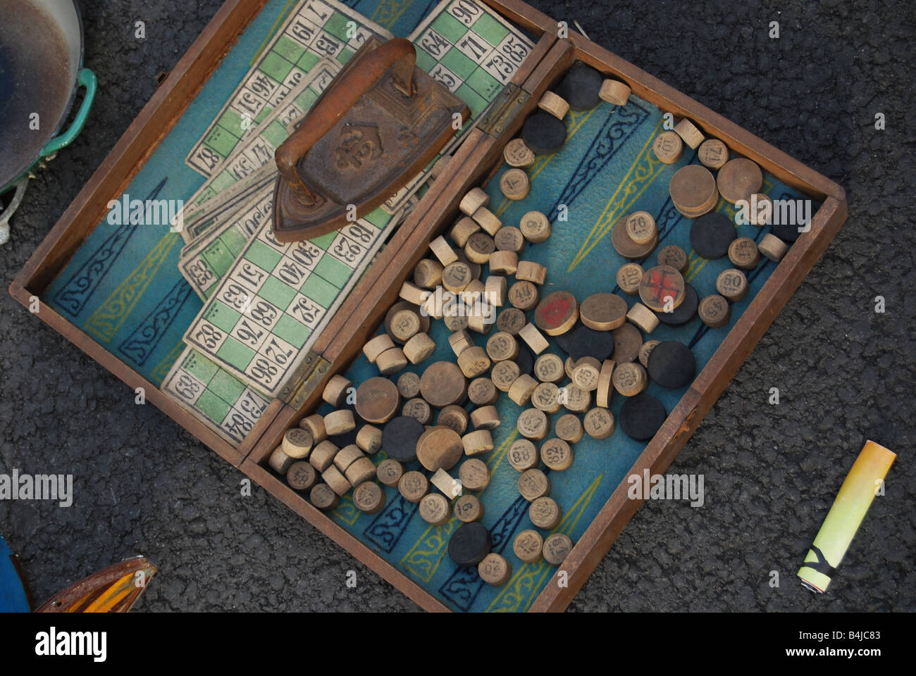 old bingo game at Lille Braderie France Stock Photo - Alamy