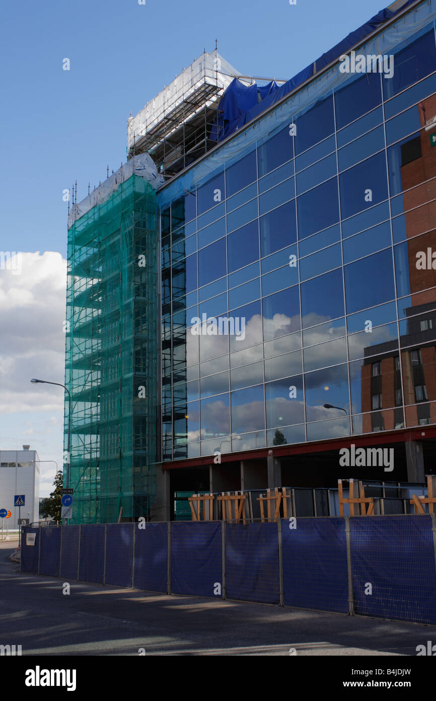 Construction of business building Stock Photo - Alamy