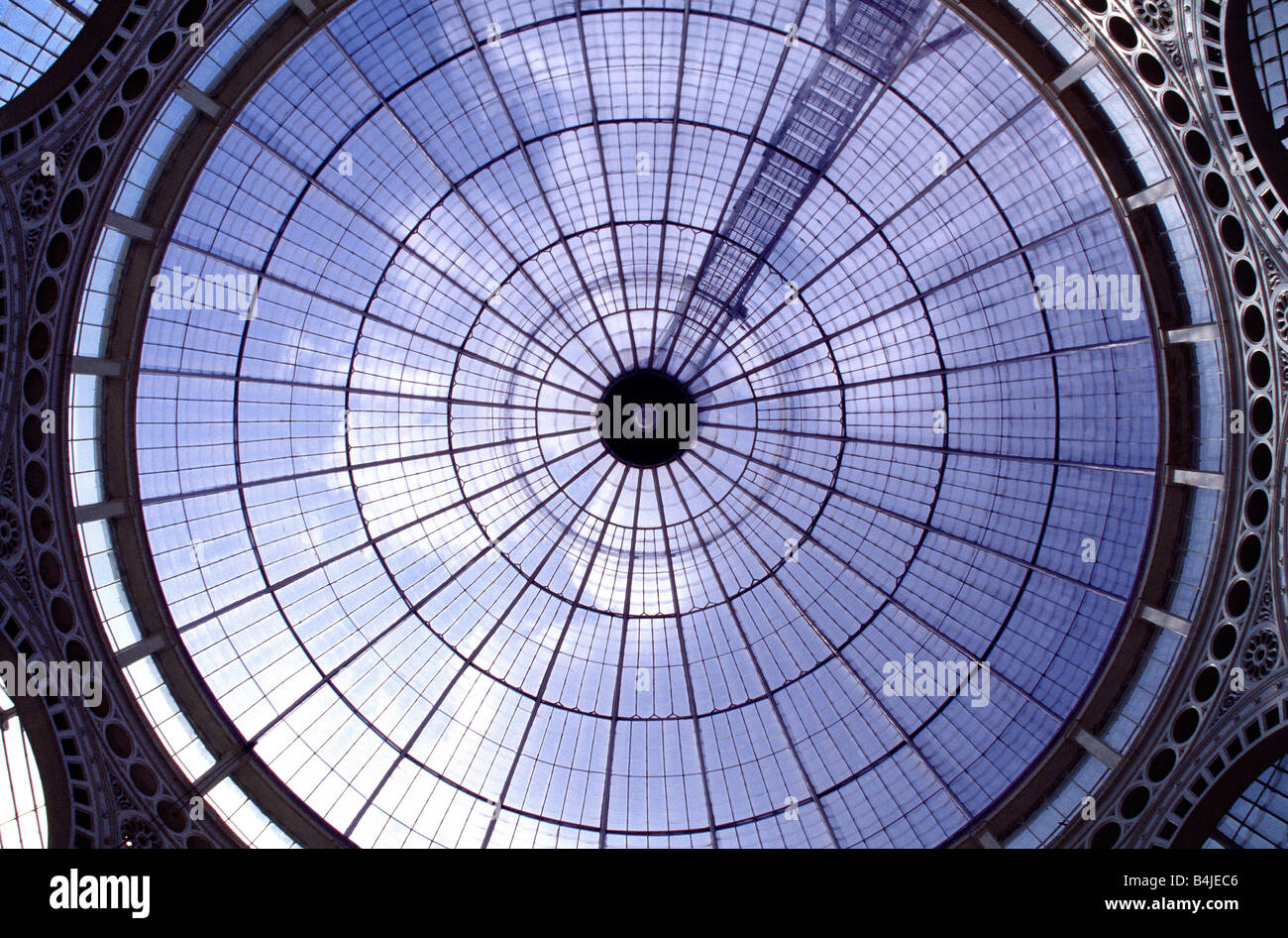 Victorian glass dome roof Stock Photo - Alamy