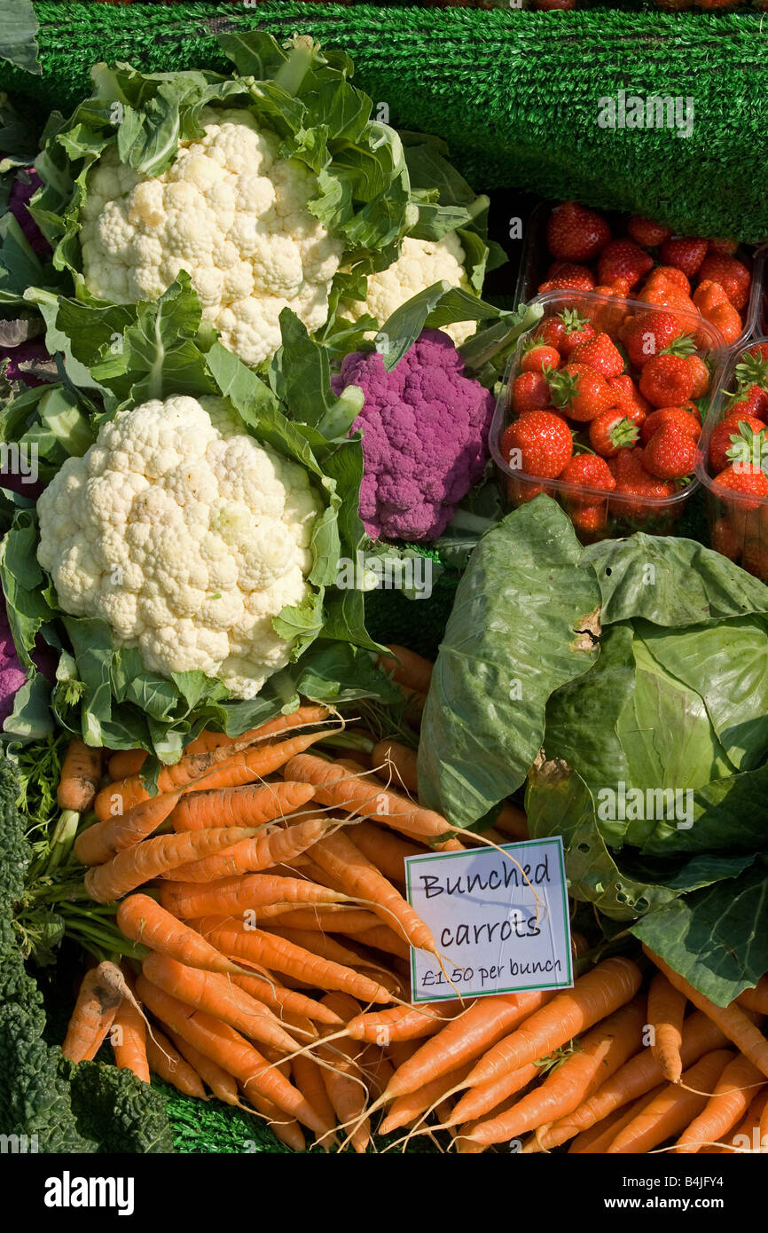 Produce On A Stall At A Farmers Market In Devon Stock Photo - Alamy