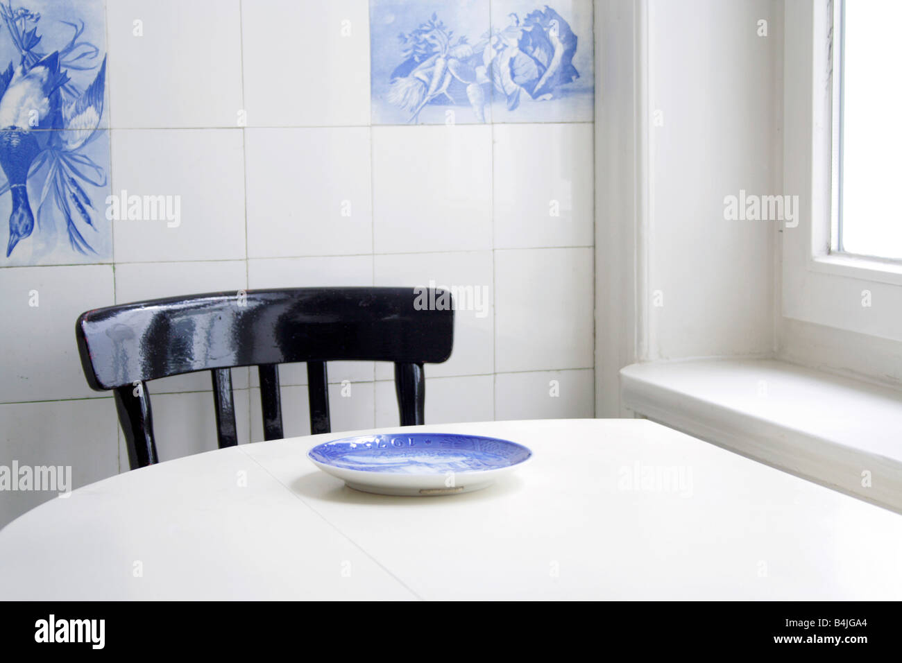 Old kitchen wall tiles hi-res stock photography and images - Alamy
