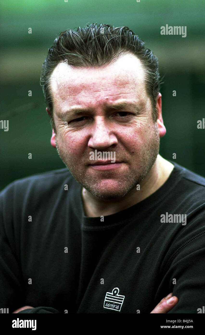 Ray Winston January 2001 Actor Portrait Mirrorpix Stock Photo - Alamy