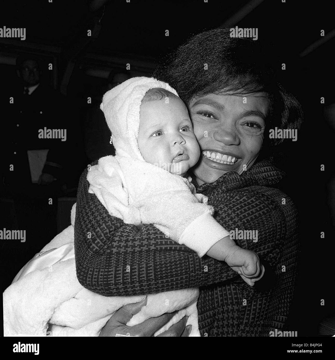 Famous singer eartha hi-res stock photography and images - Alamy