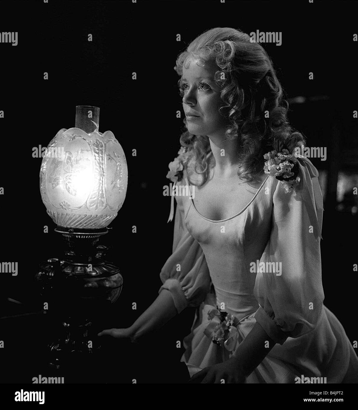 Hands of the ripper 1971 angharad rees hi-res stock photography and ...