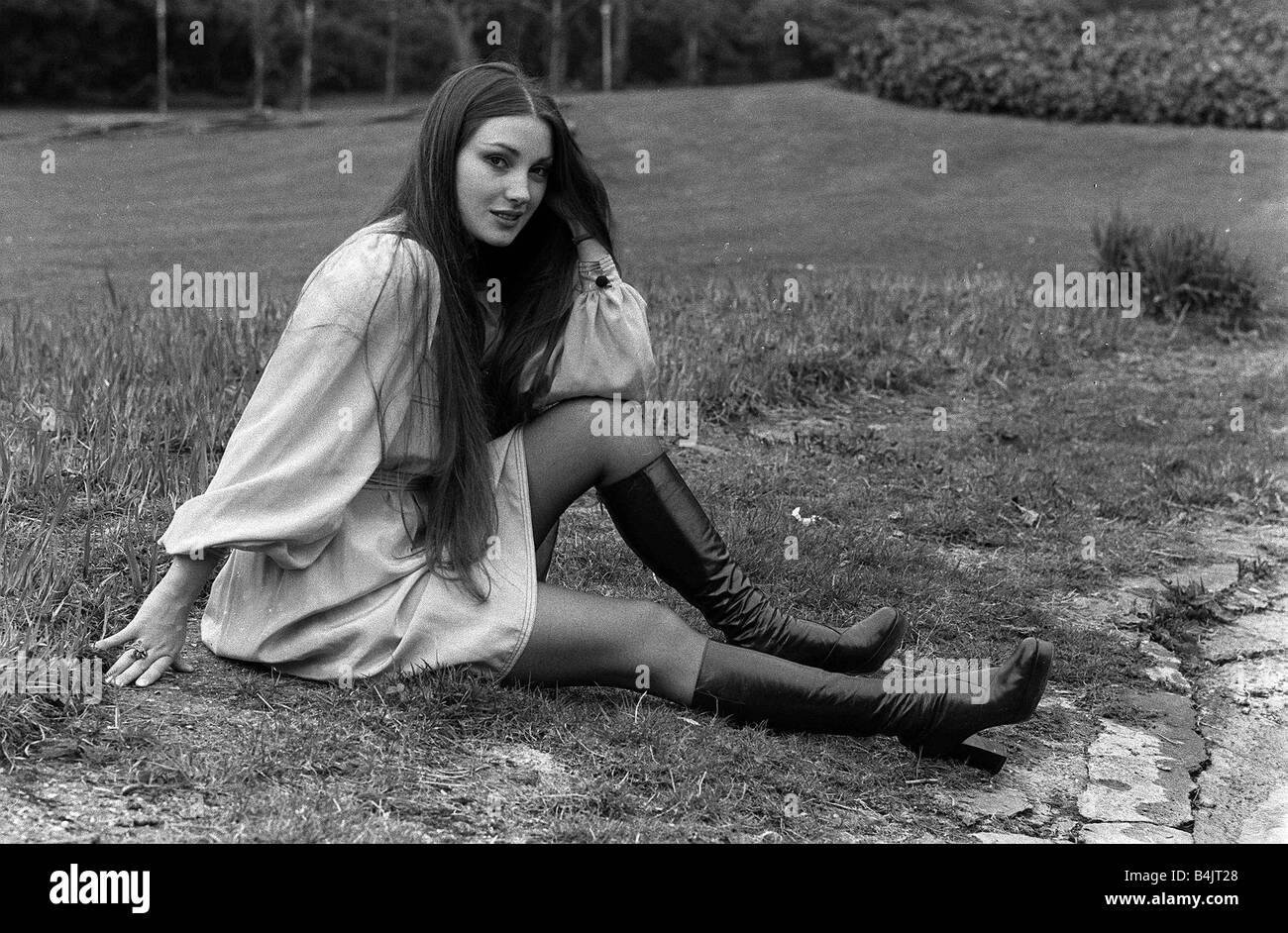 Jane Seymour April 1973 Actress Pictured at Pinewood Studios Stock ...