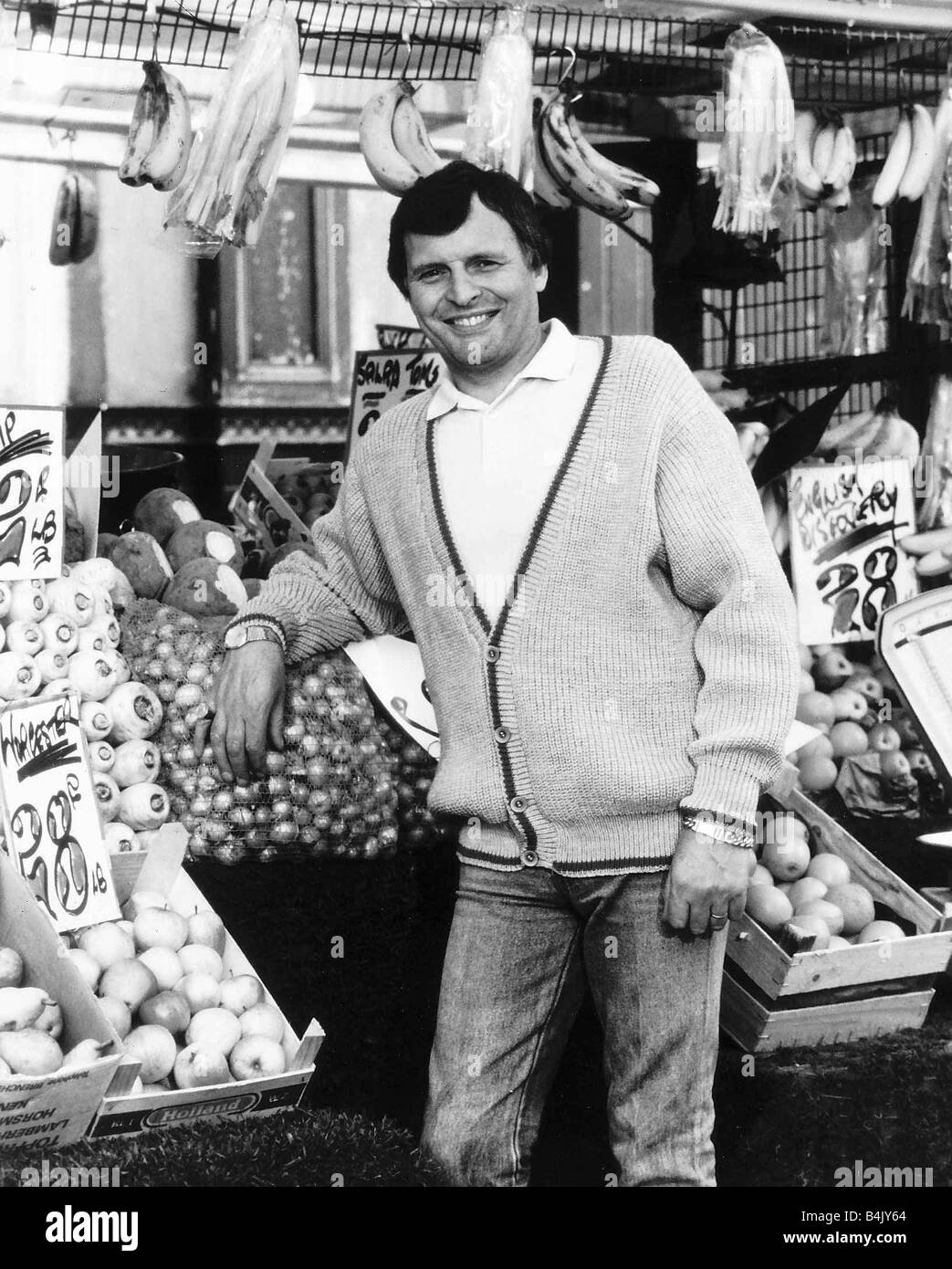 Eastenders Black and White Stock Photos & Images - Alamy