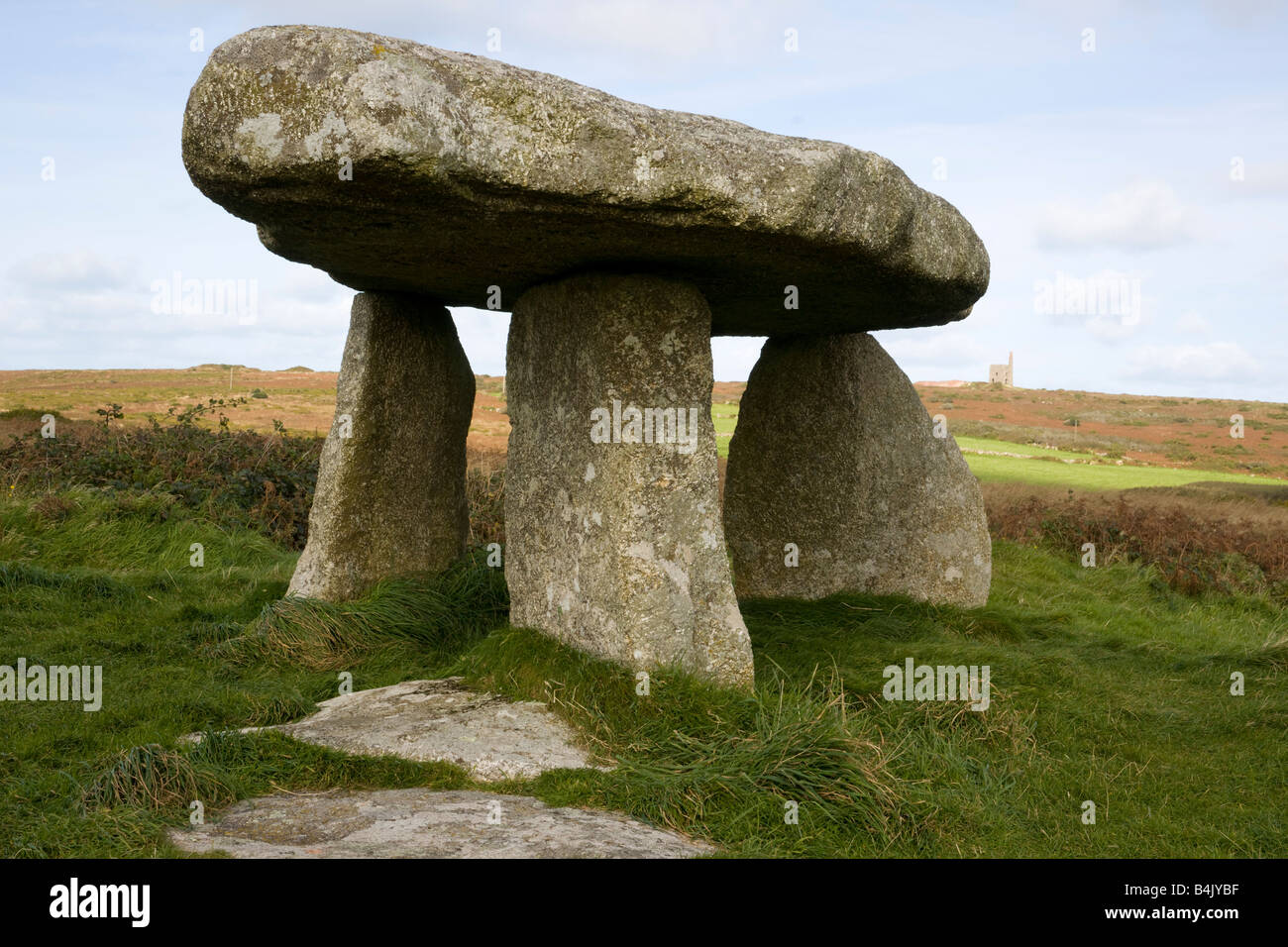 Neolithic structure hi-res stock photography and images - Alamy