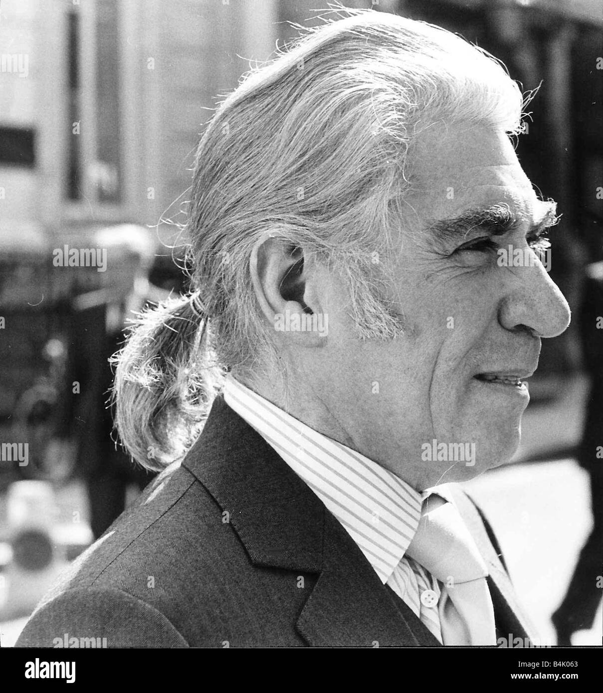 Frank finlay hi-res stock photography and images - Alamy