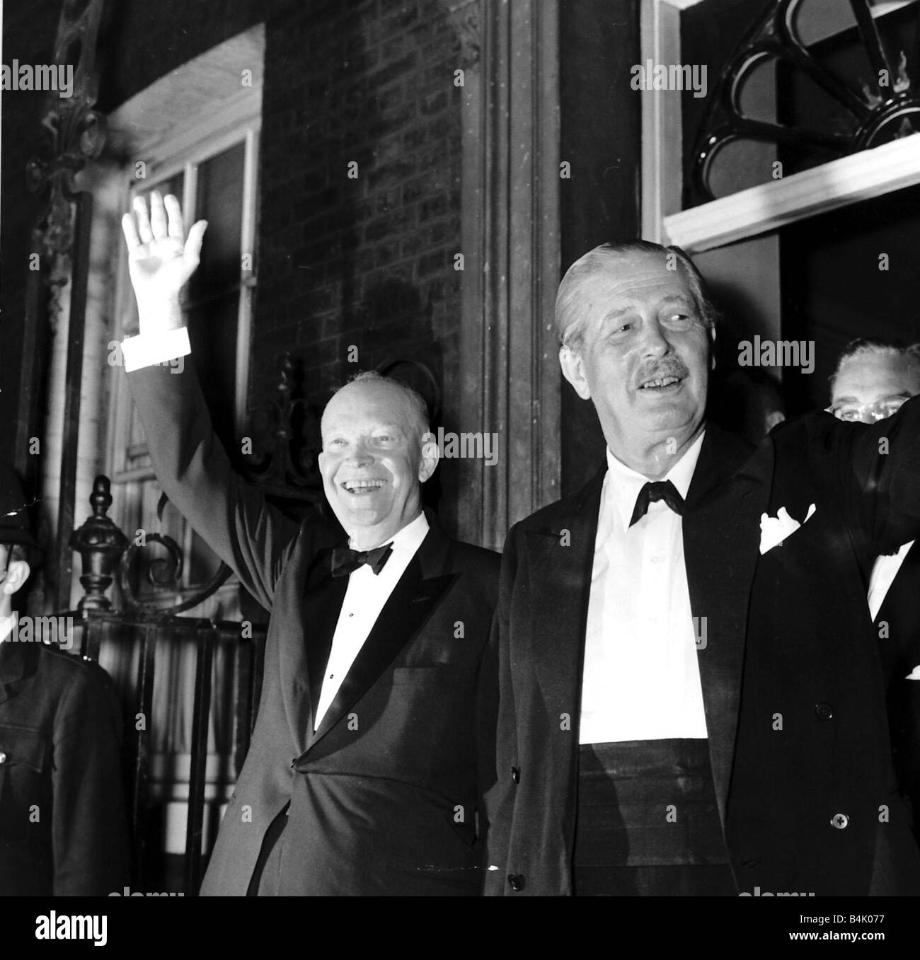 President Eisenhower with Harold MacMillan Prime Minister stand outside ...