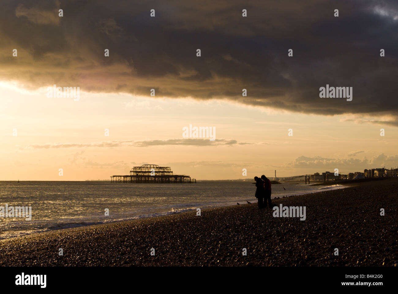 Brighton beach sunset hi-res stock photography and images - Alamy