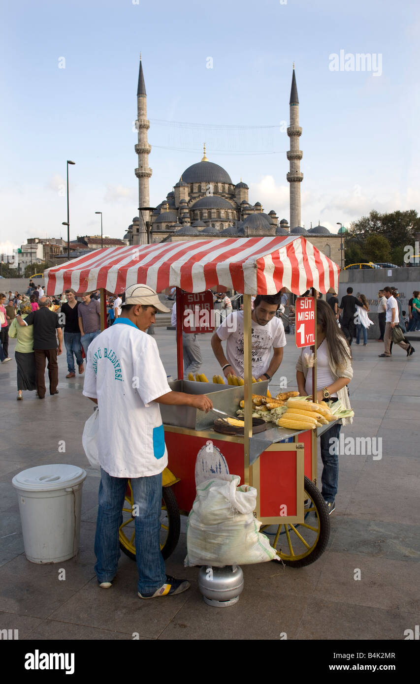 Food seller istanbul hi-res stock photography and images - Alamy