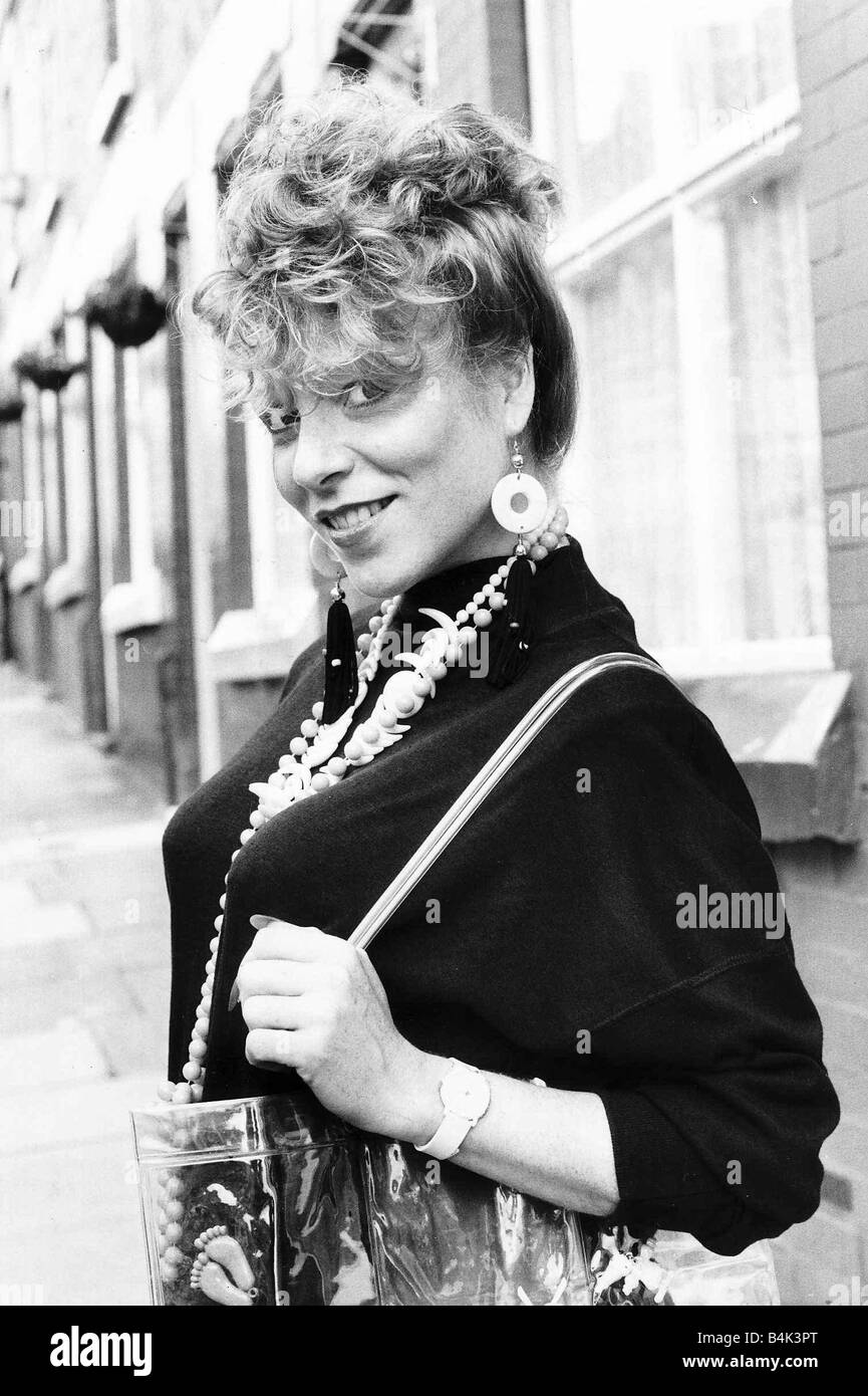 Bread 1980s tv series hi-res stock photography and images - Alamy