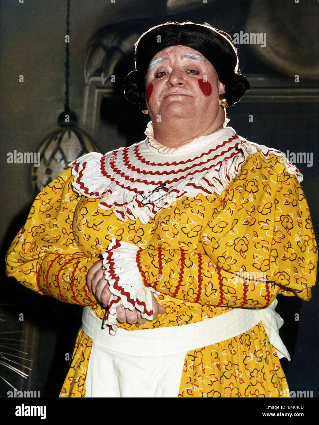 Paul Shane actor and comedian As Widow Twankey in the Pantomime ...