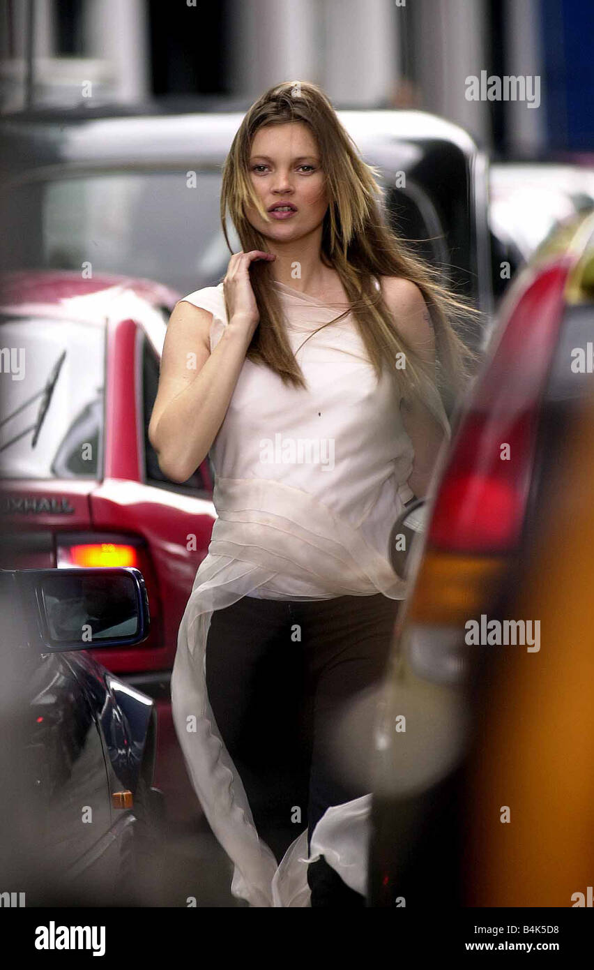 Supermodel Kate Moss filming a television advert for the make up ...