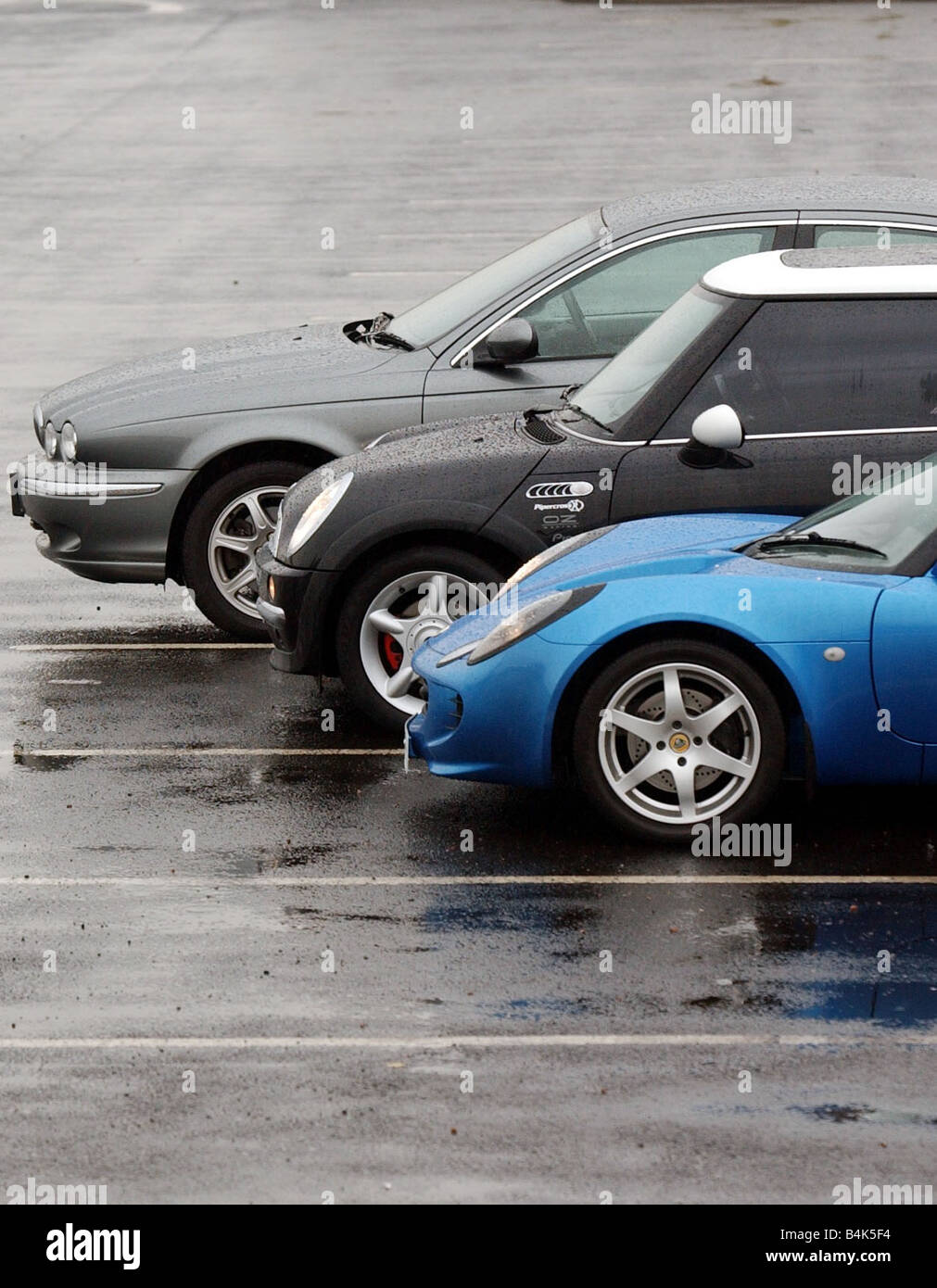 2003 mini cooper hi-res stock photography and images - Alamy