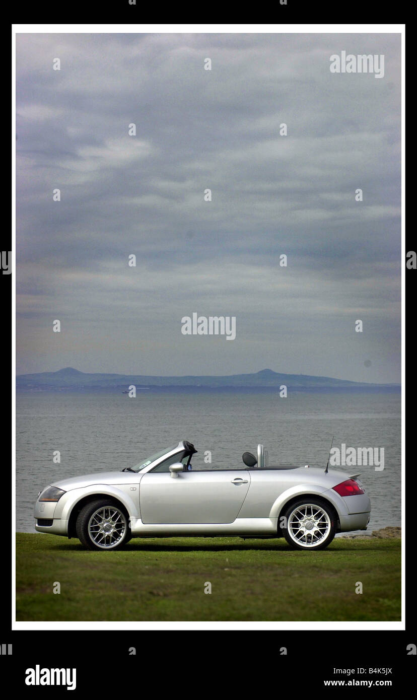 Car top road hi-res stock photography and images - Alamy