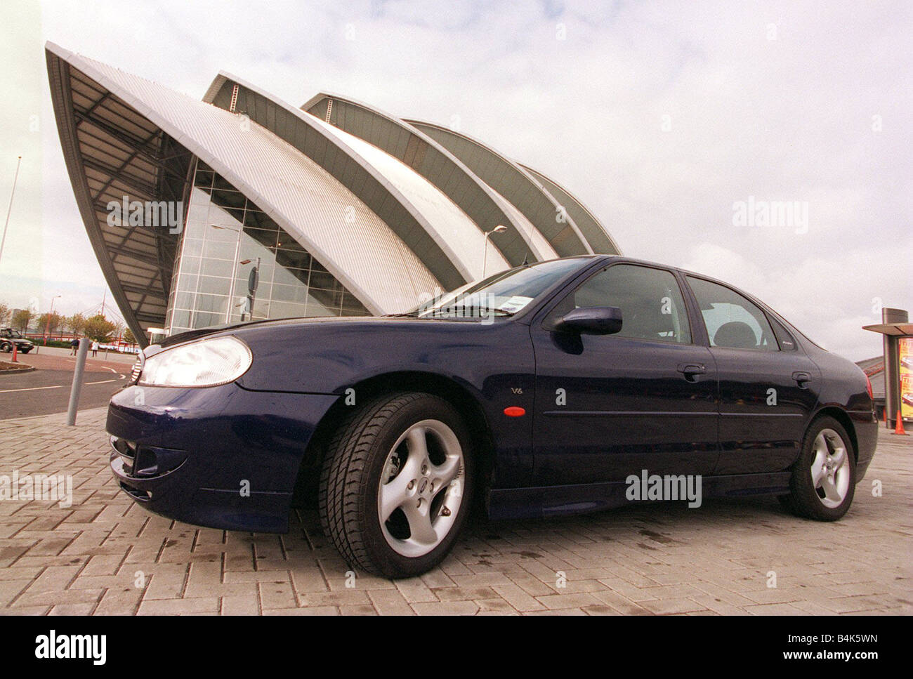 Ford mondeo 1997 hi-res stock photography and images - Alamy