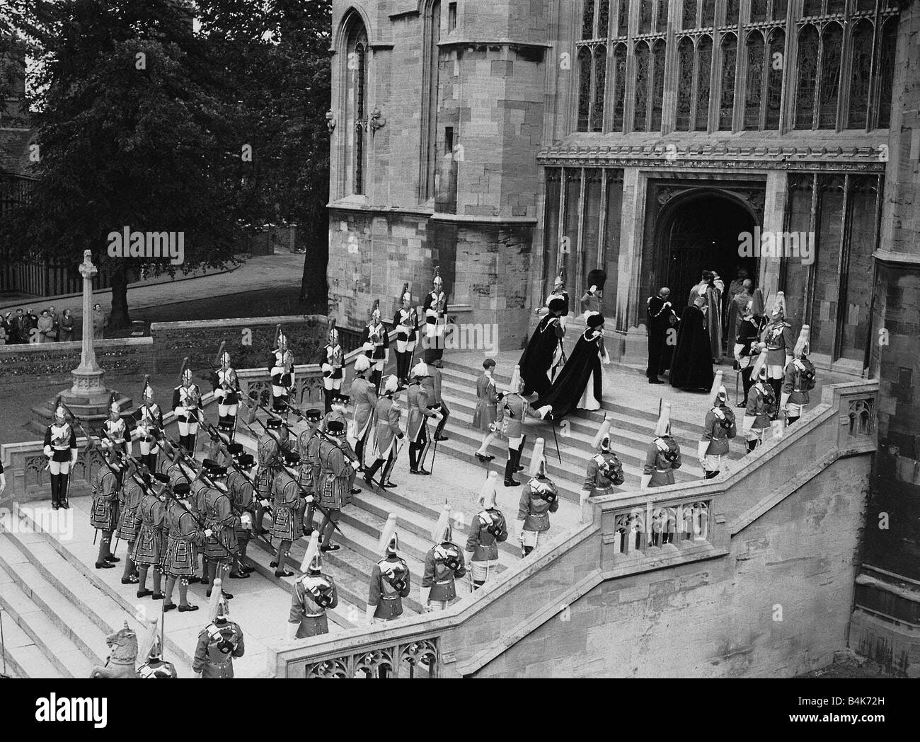 Queen elizabeth duke 1956 hi-res stock photography and images - Alamy