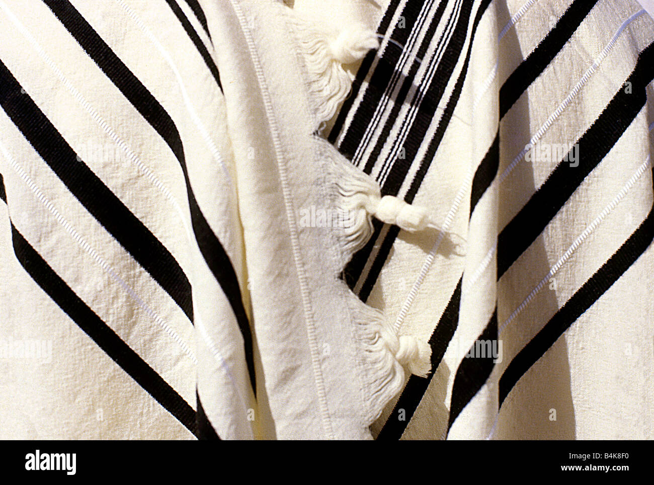 Talit hi-res stock photography and images - Alamy