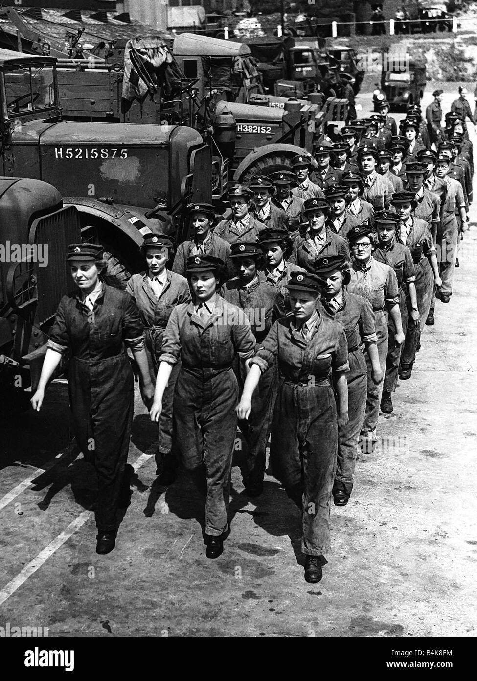Women ats ww2 High Resolution Stock Photography and Images - Alamy