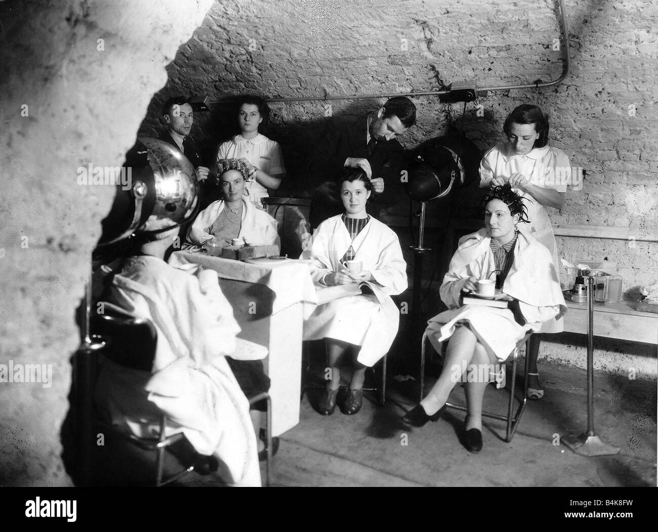 World war two war effort ww2 women working employment occupations hi ...