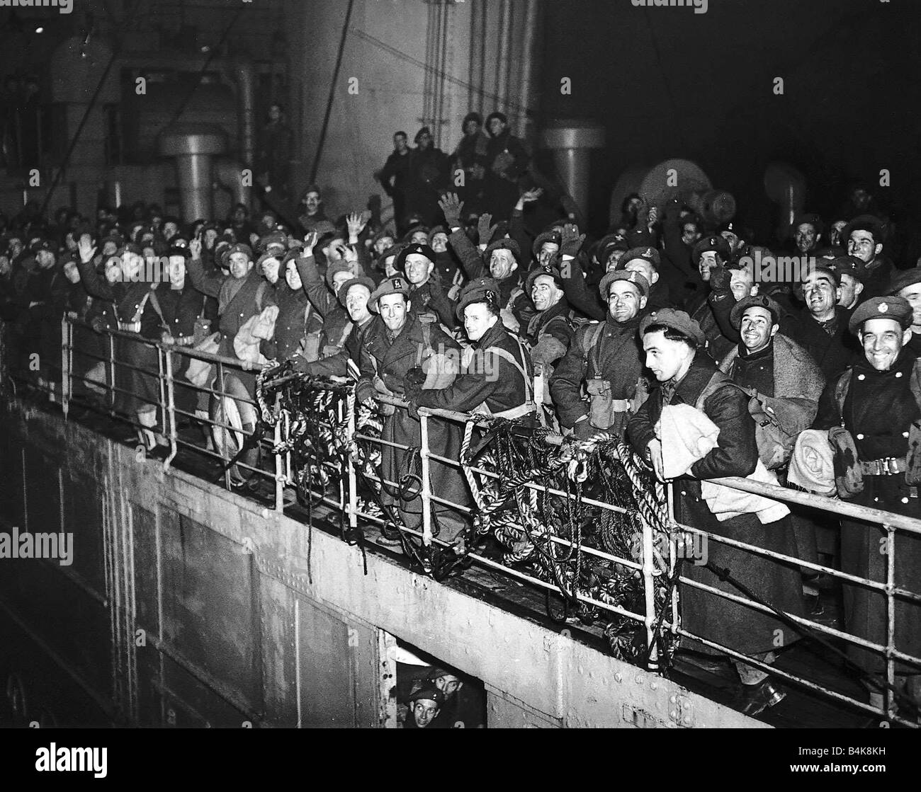 Soldiers smile and wave as they sail to France and the WW2 invasion of ...