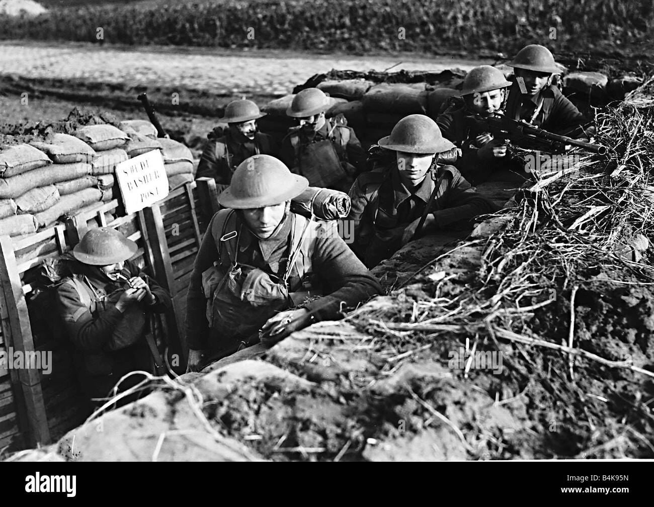 MSI WW2 March 1940 The Hampshire Regiment with the B E F Swede Basher ...
