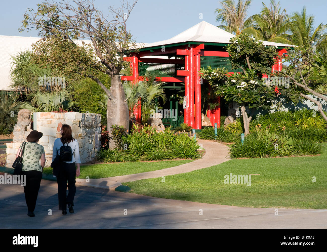 Cable beach club resort hi-res stock photography and images - Alamy