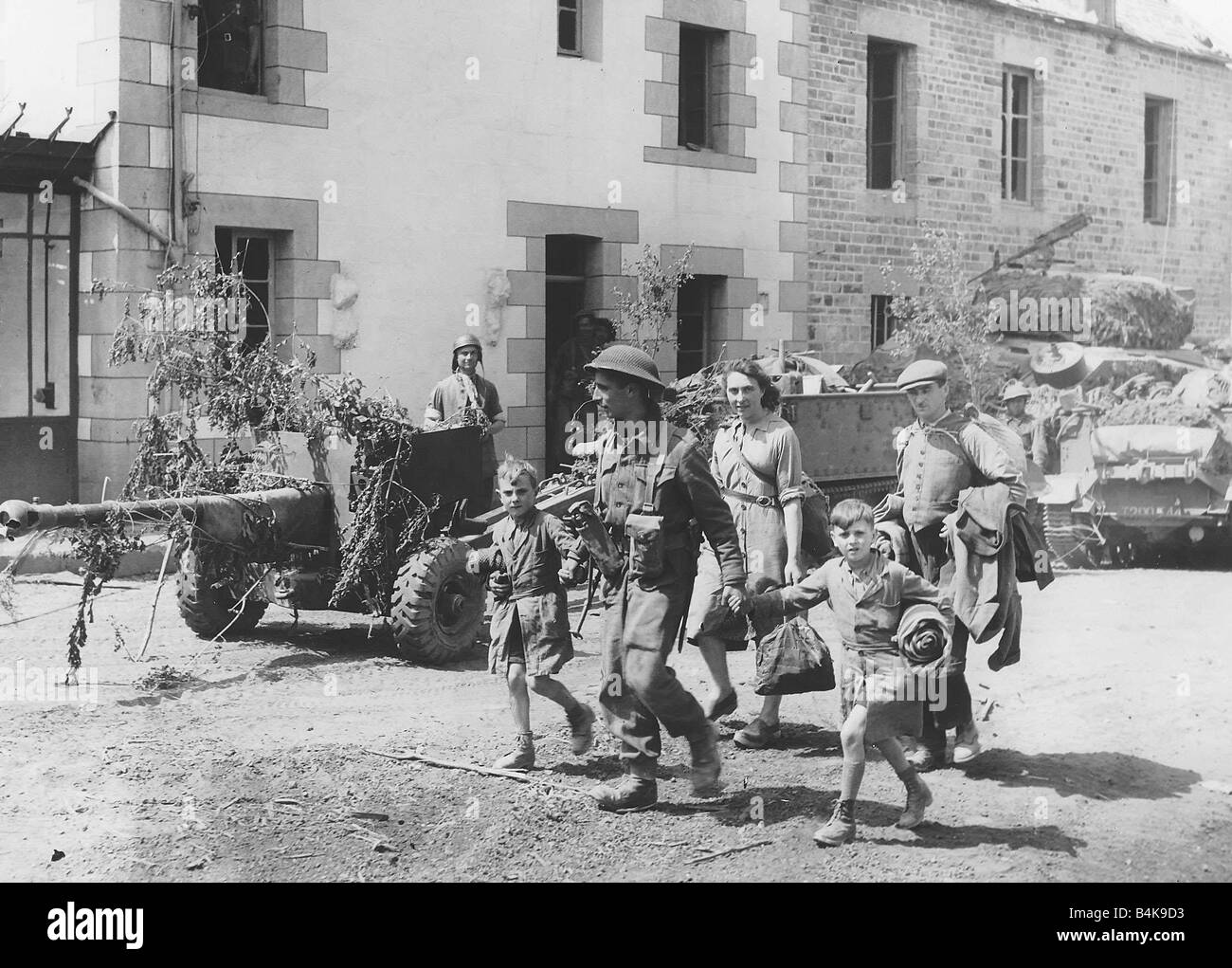 WW2 French people guided from the front line Stock Photo - Alamy