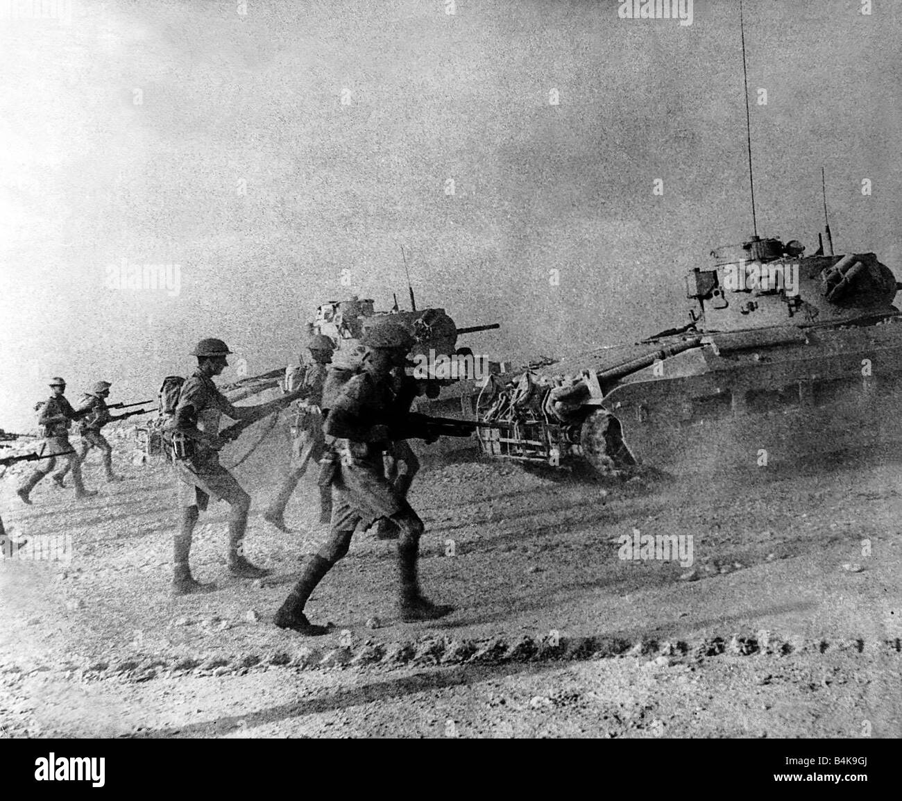 WW2 Scots Guards go into action at El Alamein Guards moving forward ...