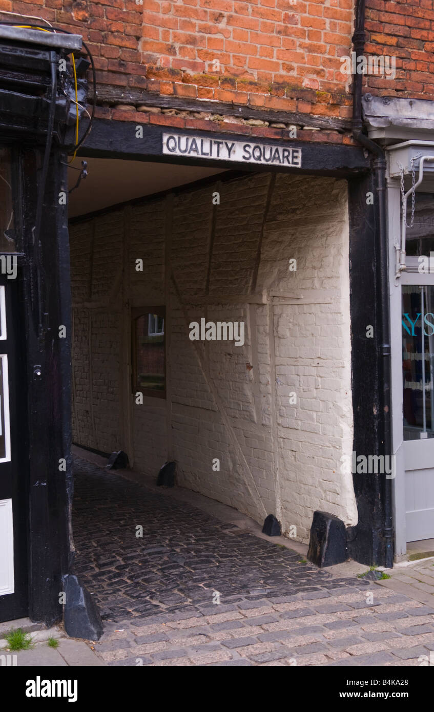 Quality square hi-res stock photography and images - Alamy